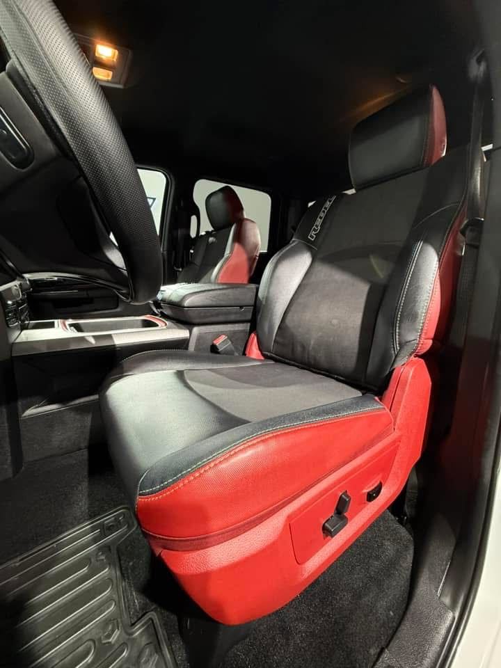 DODGE RAM REBEL BOX 2017 – EsquivelMotors